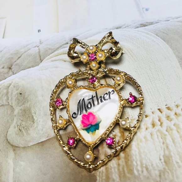 Vintage | Jewelry | Vintage Gold Tone Mother Brooch | Poshmark